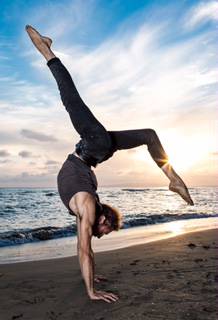 Ty Landrum - Yoga Teachers on Omstars