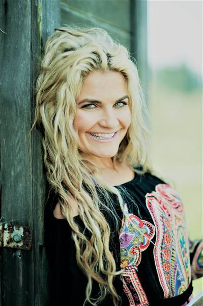 Omstars - the Yoga Network - Online Yoga Videos, FREE Yoga Challenges ...