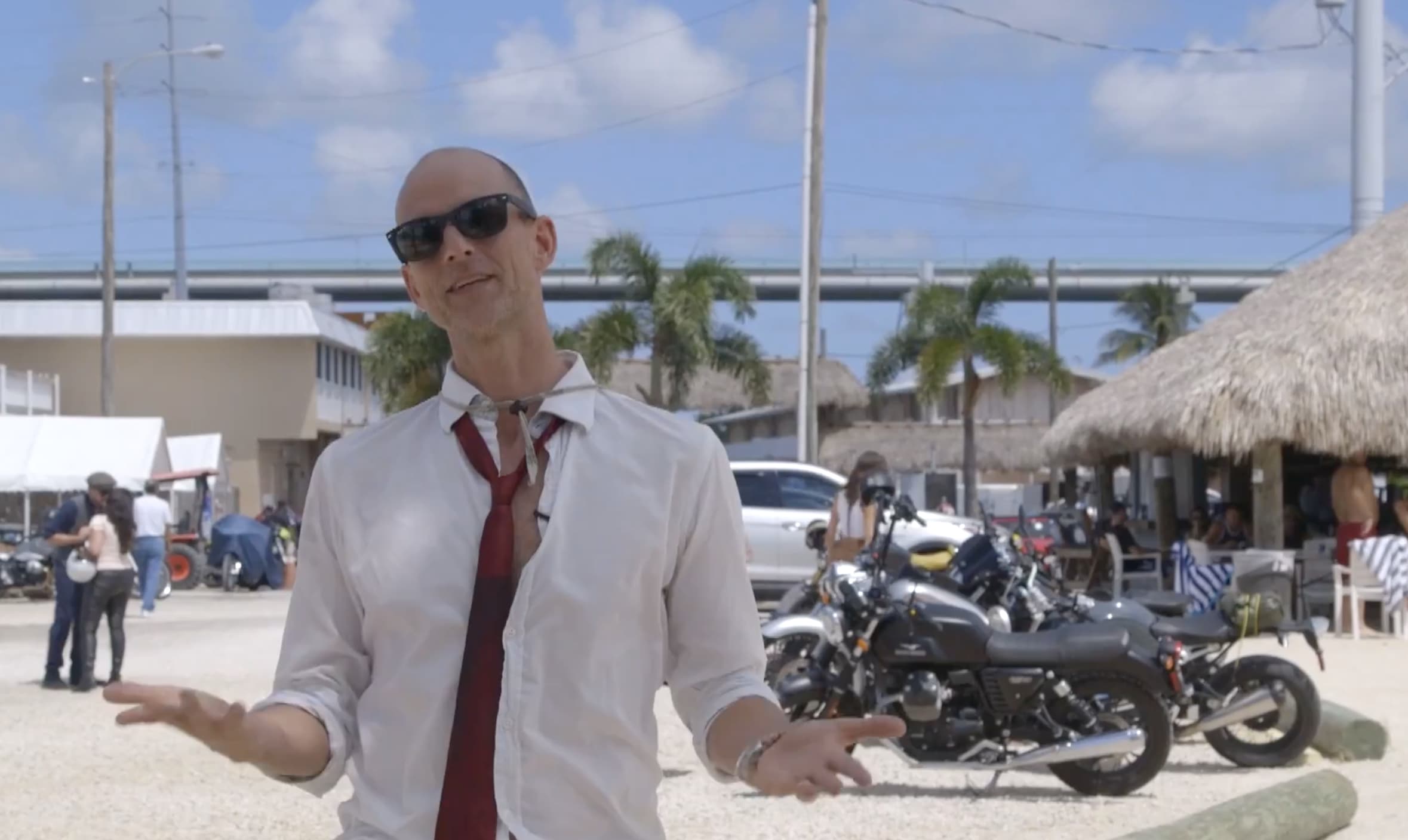 A Day in the Yogi's Life with Tim Feldmann - Culture Courses on Omstars